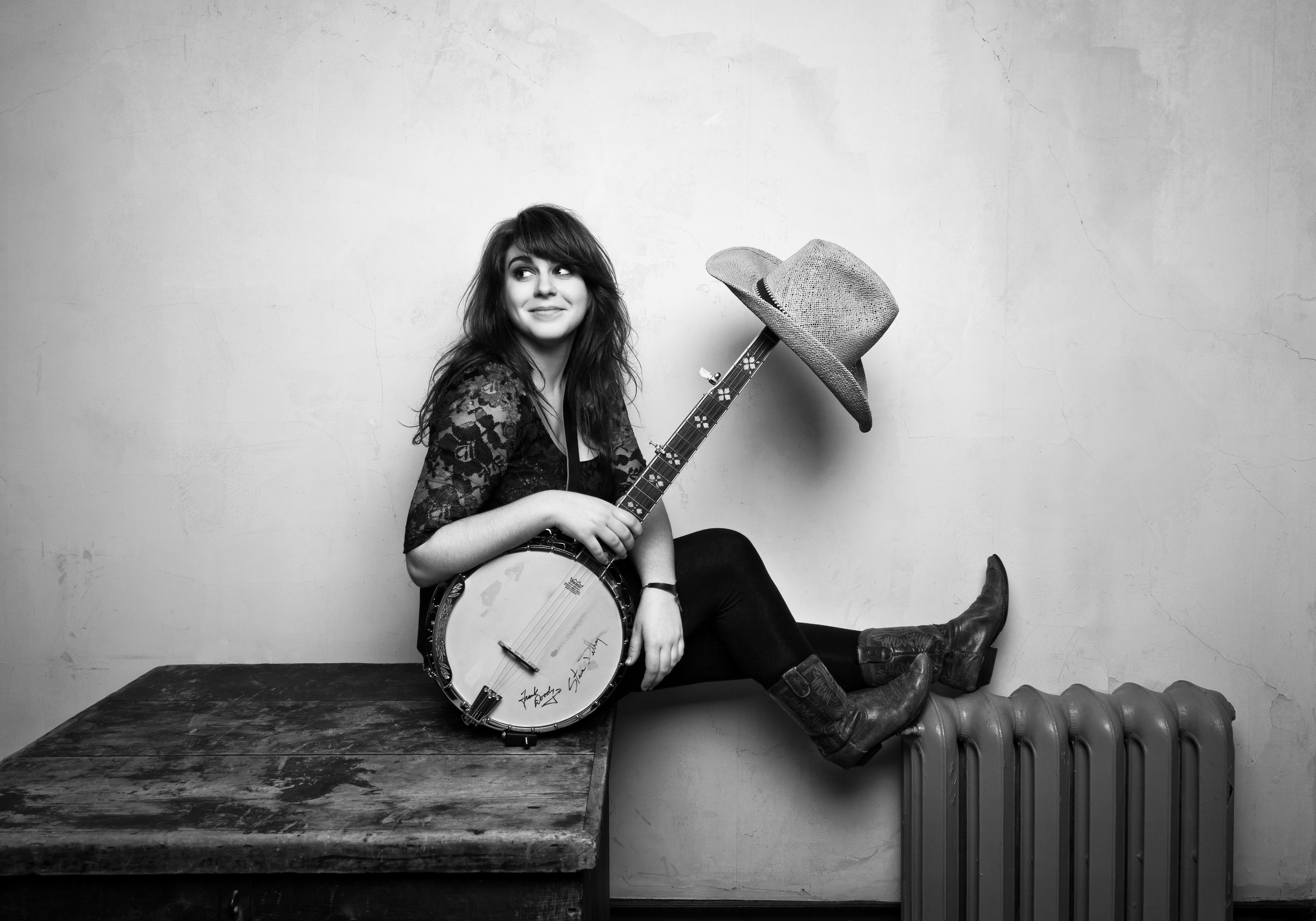 Lisa LeBlanc touring in Europe! | Bonsound